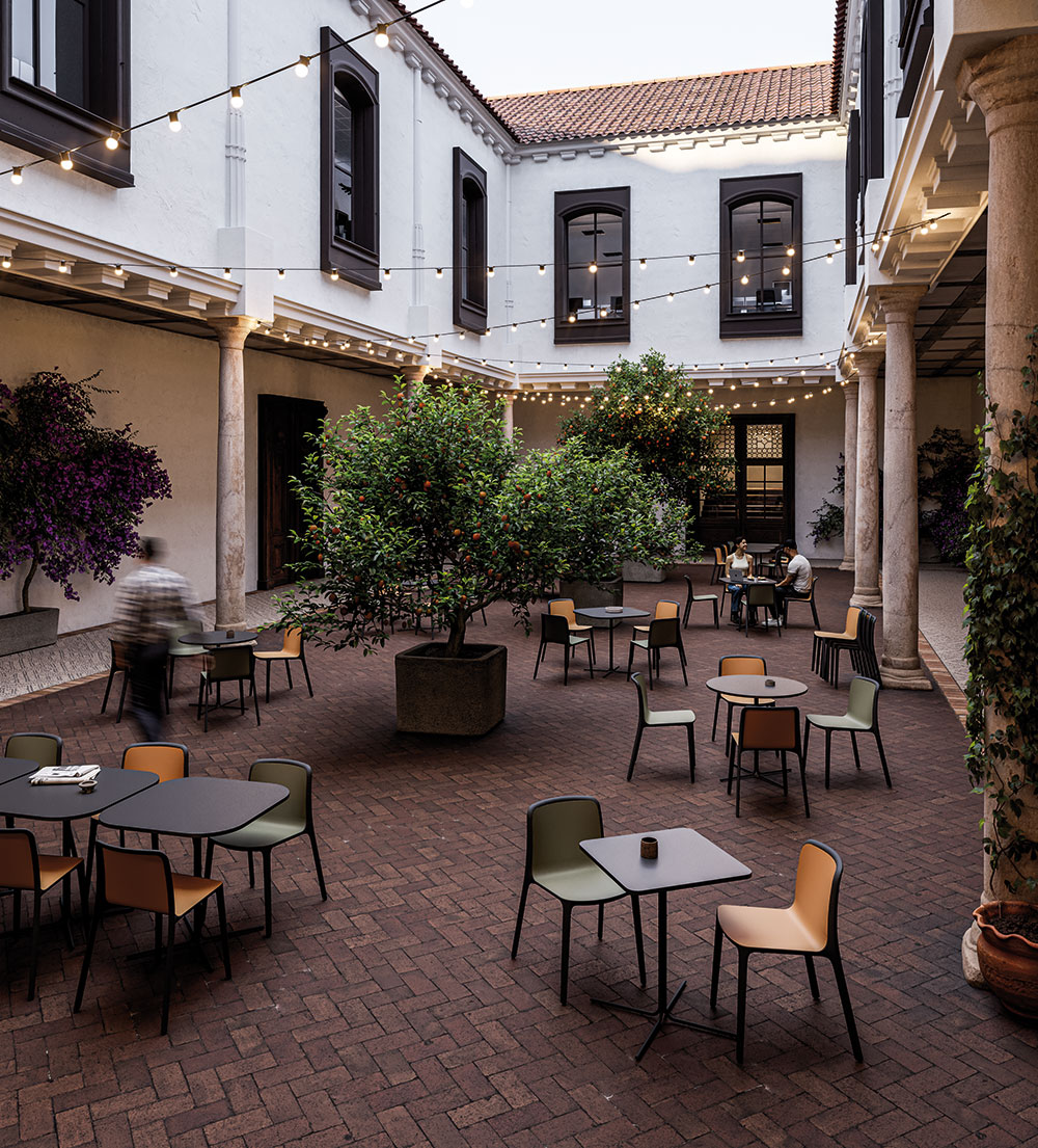 Office Furniture, Lounge Chairs and Interior Design - esPattio