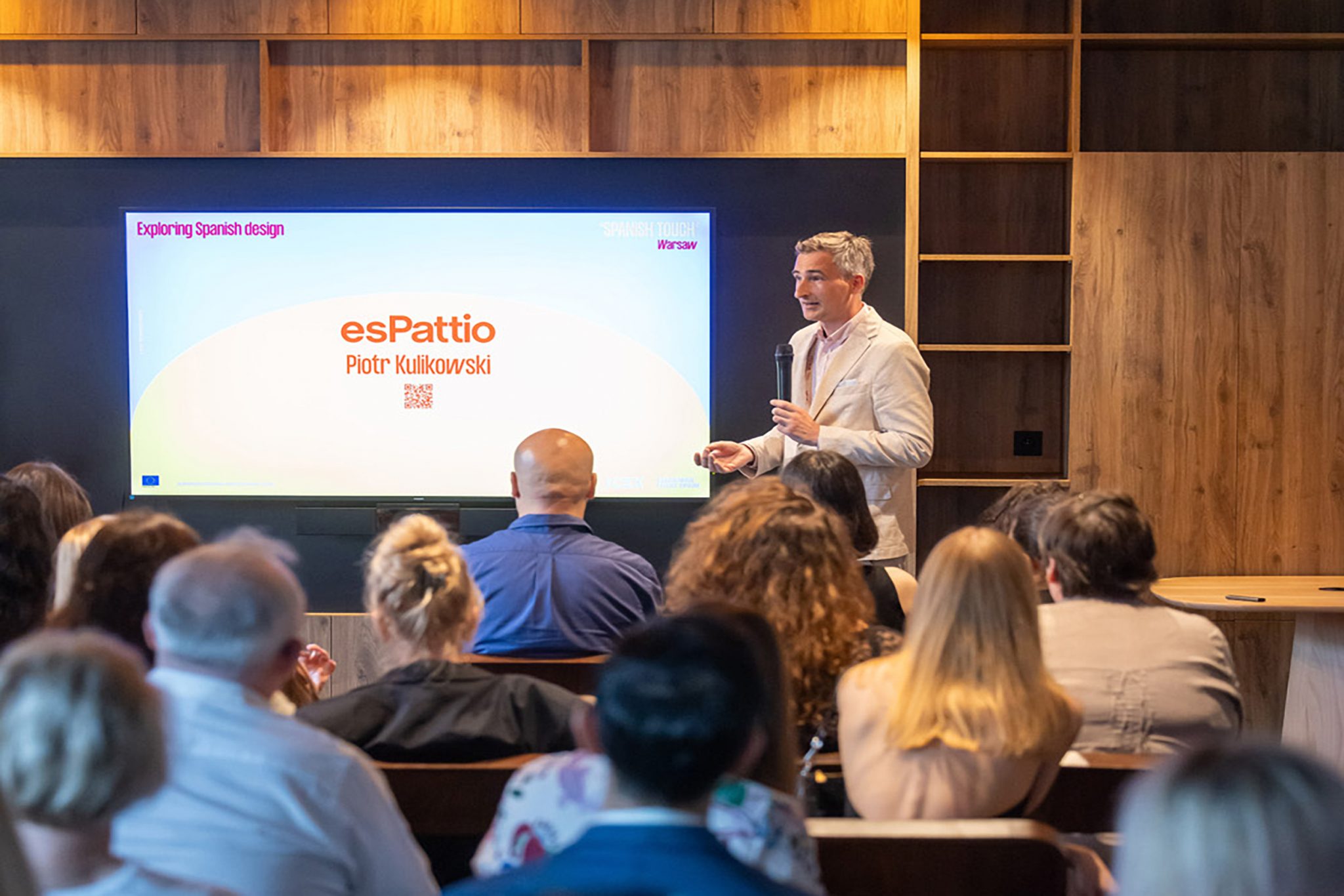 Office Furniture, Lounge Chairs and Interior Design - esPattio